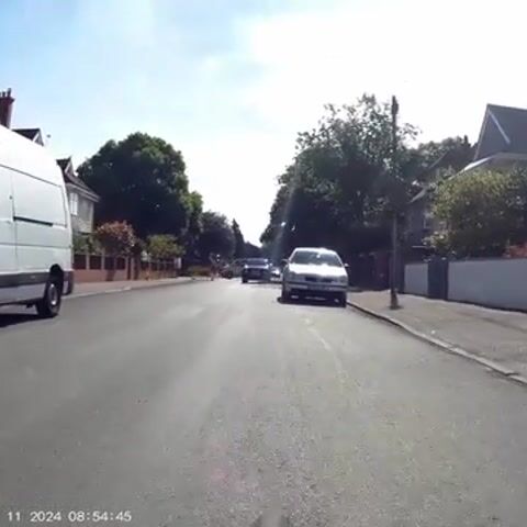 Crazed SUV driver - UpRide.cc - Make Cycling Safer