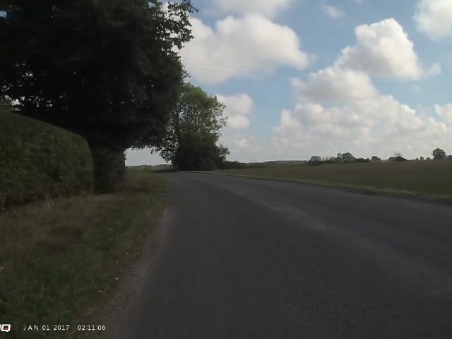 Impatient overtaking on blind bend - UpRide.cc