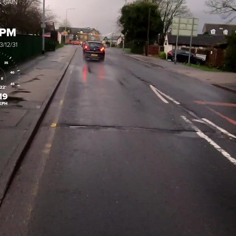 PG02LJL_Mini_ClosePass - UpRide.cc - Make Cycling Safer