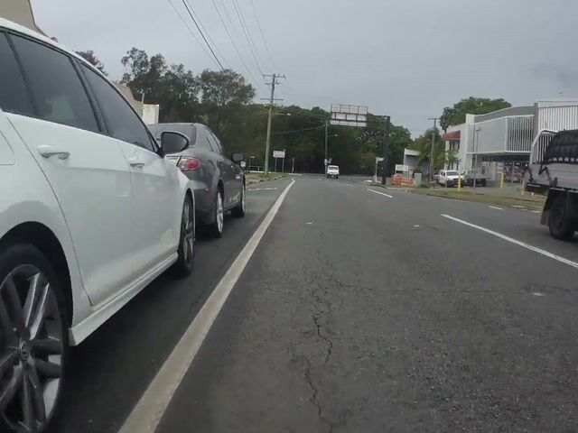 Turning across path - UpRide.cc