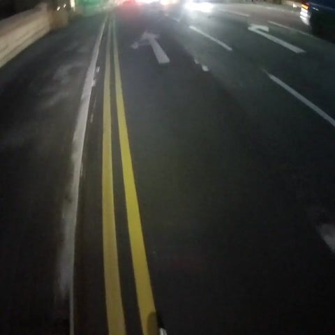 FE59XSL car drove straight through red light at pedestrian crossing ...