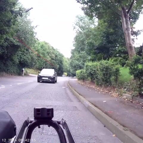 Close Pass on Willsbridge Hill - UpRide.cc - Make Cycling Safer