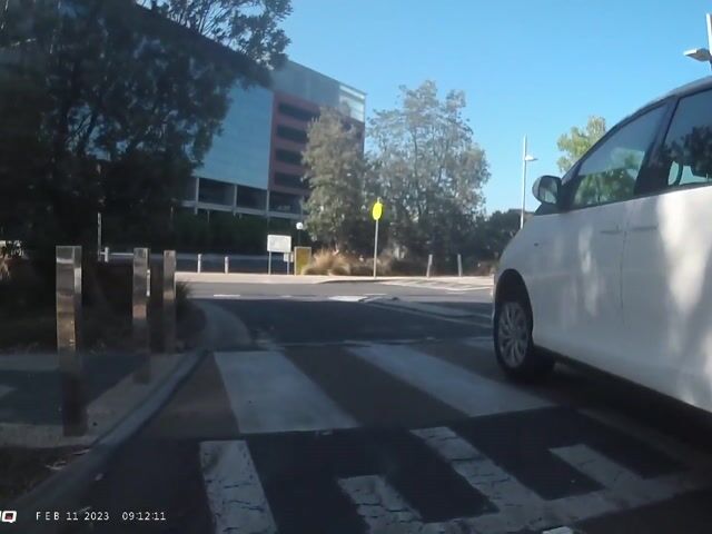 Silly pass at intersection - UpRide.cc